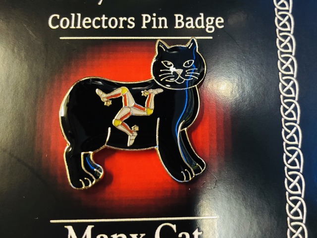 Cat pin badge | Pins | Isle of Man Souvenirs